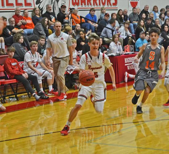 Warriors hang on to clip Eagles in wild one | Sports ...