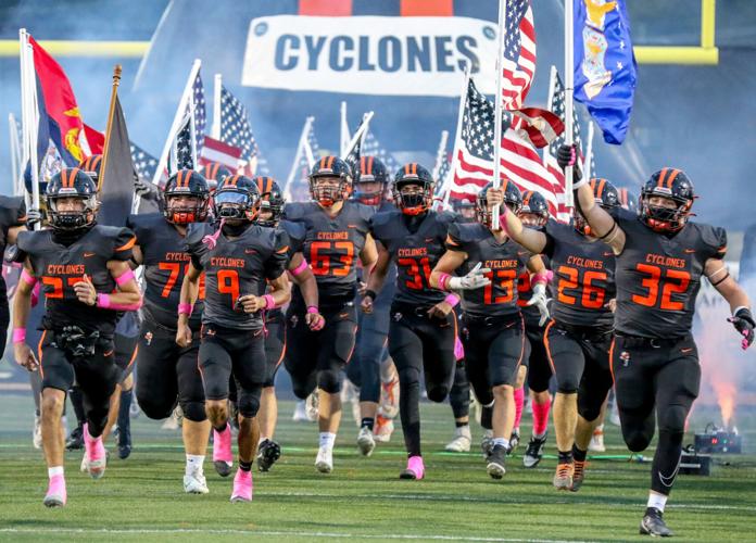 PHOTO GALLERY: Cyclones blow by banged up Falcons | Multimedia ...