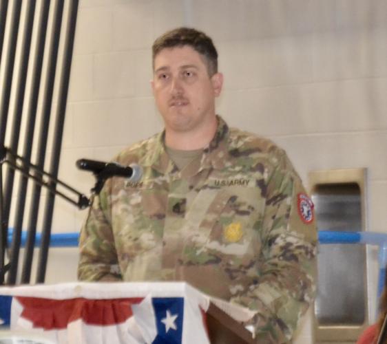 Volunteer High School honors veterans with breakfast, patriotic ...