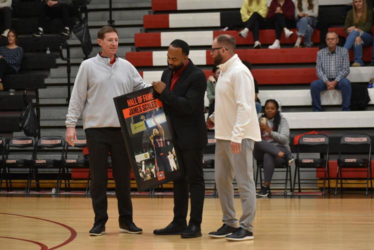 PHOTO GALLERY: Cherokee honors trio of Hall of Fame players ...