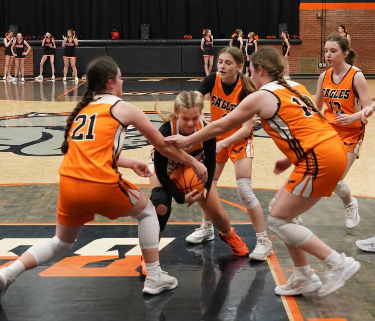 03) The Eagle defense | | therogersvillereview.com