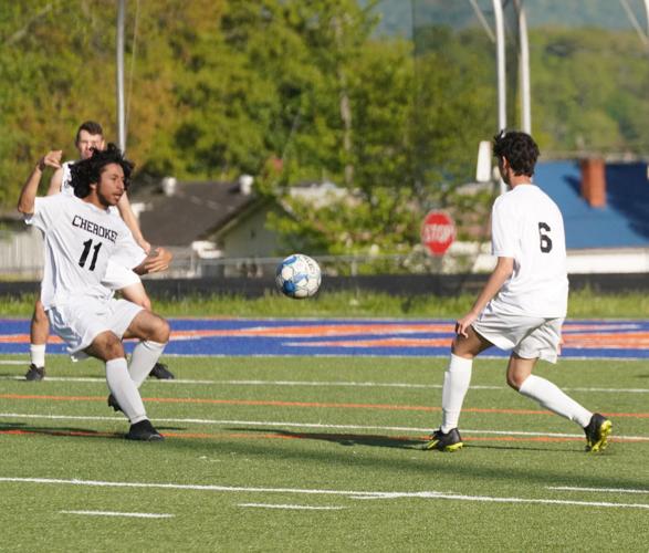 PHOTO GALLERY: Horlander’s goal lifts Chiefs to rivalry win ...