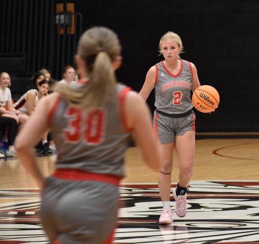 PHOTO GALLERY: Lady Hurricanes blow by Lady Chiefs | Multimedia ...