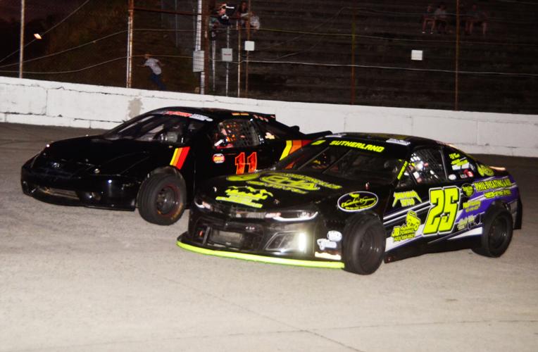 PHOTO GALLERY: Helton sweeps late model features | Multimedia ...