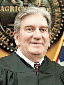 Mount Carmel Attorney Raines publicly resigns amid town's controversy ...