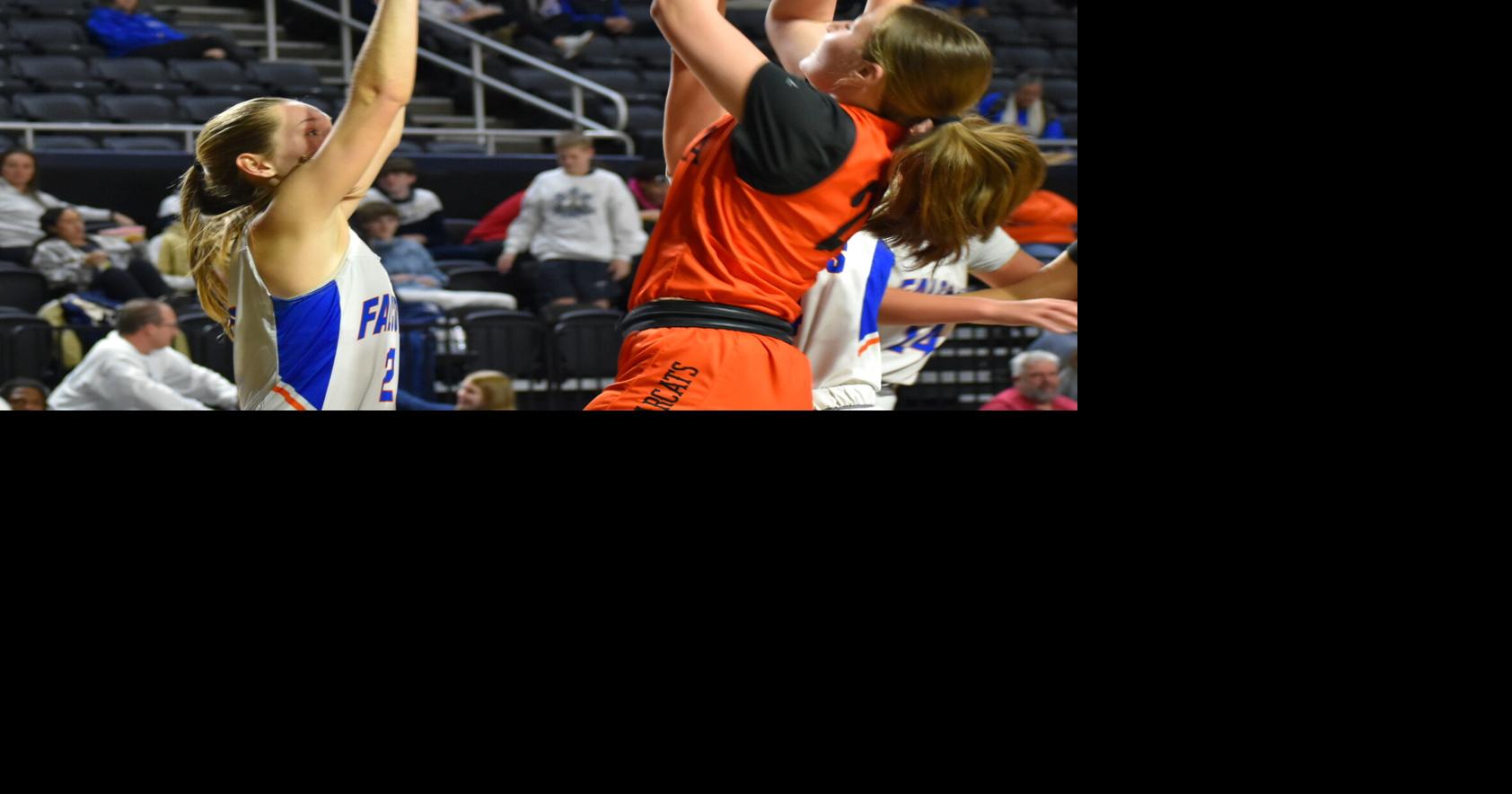 VHS girls vs Va High - Anna Houck | | therogersvillereview.com