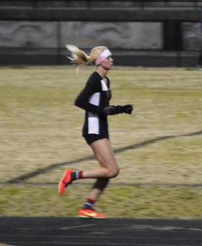 Russell returns to 3200, breaks her own CHS PR | Sports ...