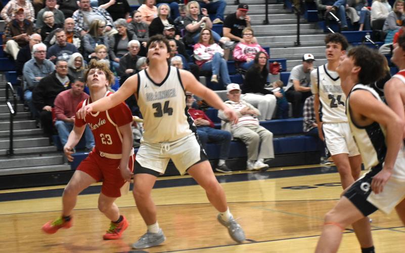 PHOTO GALLERY: Grizzlies edge Chiefs | Multimedia ...