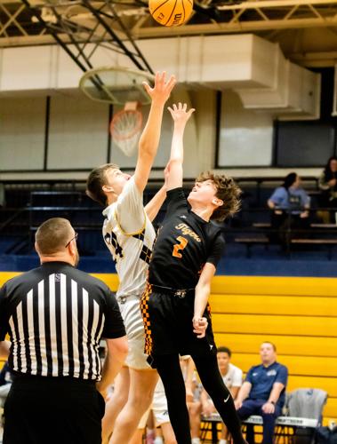 PHOTO GALLERY: Panthers wallop Tigers | Sports | therogersvillereview.com