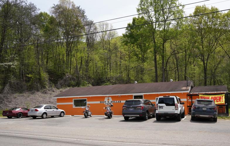 A Simple mission: Hoot N Hollar Café wants to serve food that tastes ...