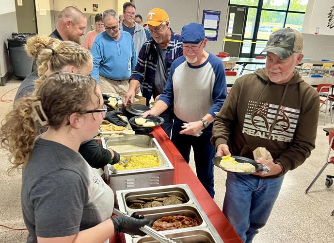 'They’ve stuck with us': School bus drivers honored with appreciation ...