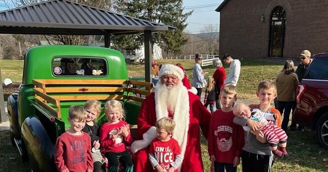 Surgoinsville Library celebrates Christmas | Rogersville ...