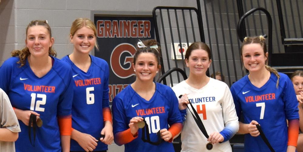 PHOTO GALLERY: 2-AA volleyball honors top performers, all-district ...