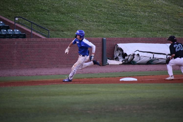 PHOTO GALLERY: Falcons roll early, drop nightcap | Multimedia ...