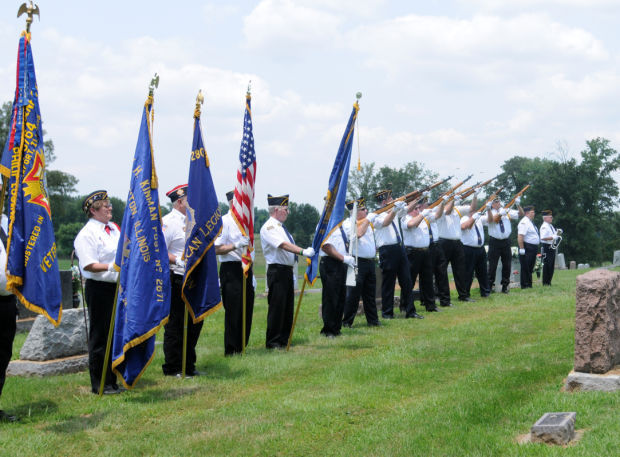 Ken Gray laid to rest | Local News | thesouthern.com