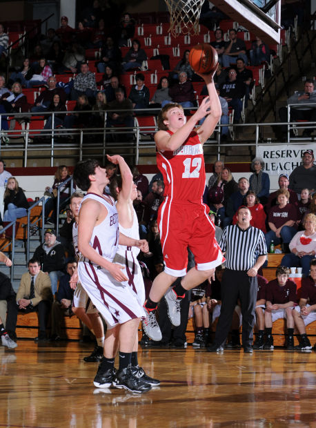 Benton holds off West Frankfort | Benton High School | thesouthern.com