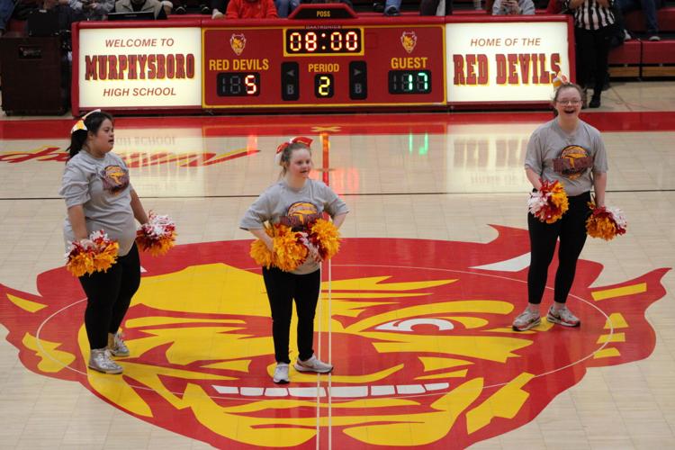Murphysboro Devil-Dawgs show out in front of packed gym | Latest ...