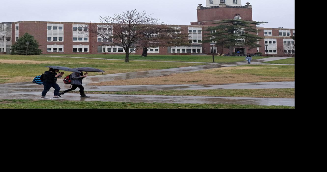 SIU board advances controversial academic restructuring | SIU ...