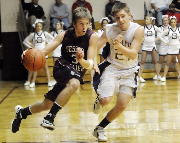 Carlyle wins ugly one | High School Sports | thesouthern.com