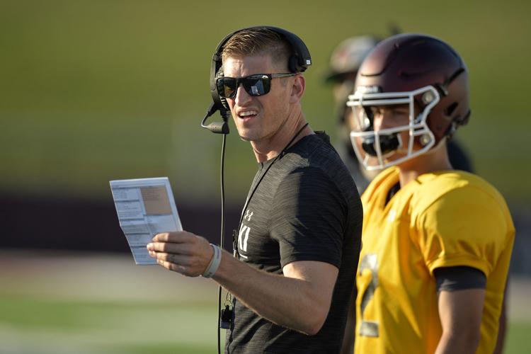 SIU Football | Elliott, 4 other freshmen could see extensive time this ...