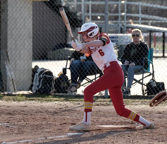 Prep Softball | Compton hits two homer to lead Goreville over ...