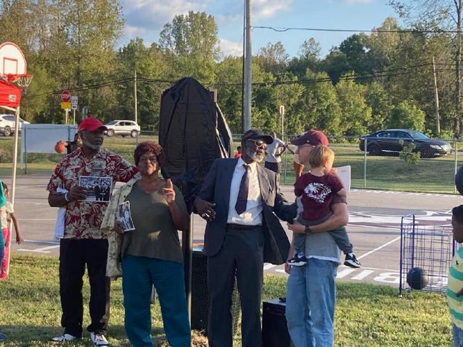 Basketball court named after former hoops star | Latest Headlines ...