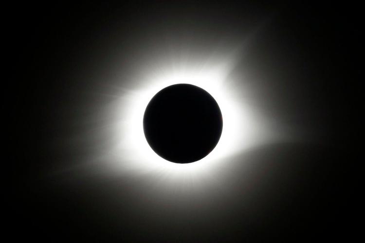 SIU team captures rare image of total eclipse | SIUC Research | thesouthern.com