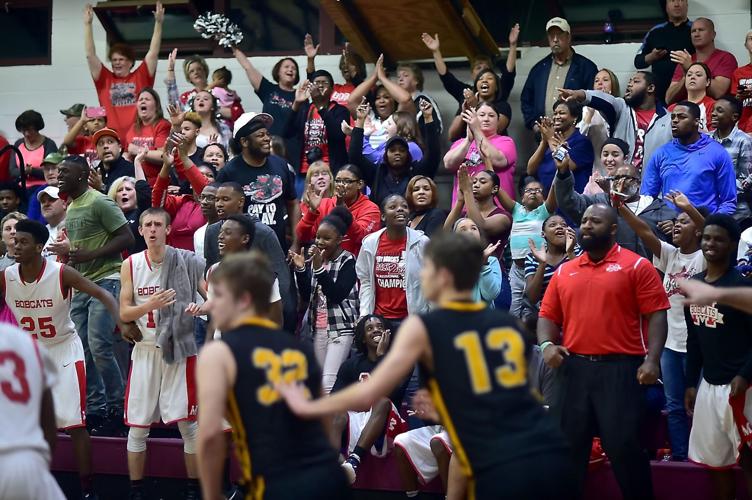Meridian wins shocker in coach's absence | High School Sports ...