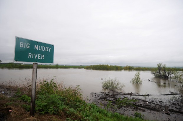 Old Shawneetown prepares for worst-case scenario | State/Region ...