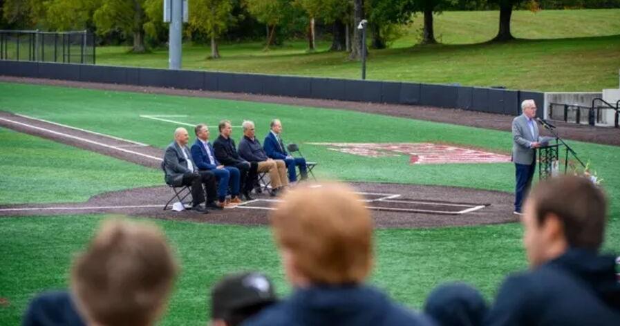 SIU community gathers to honor 'Itchy' Jones | Latest Headlines ...