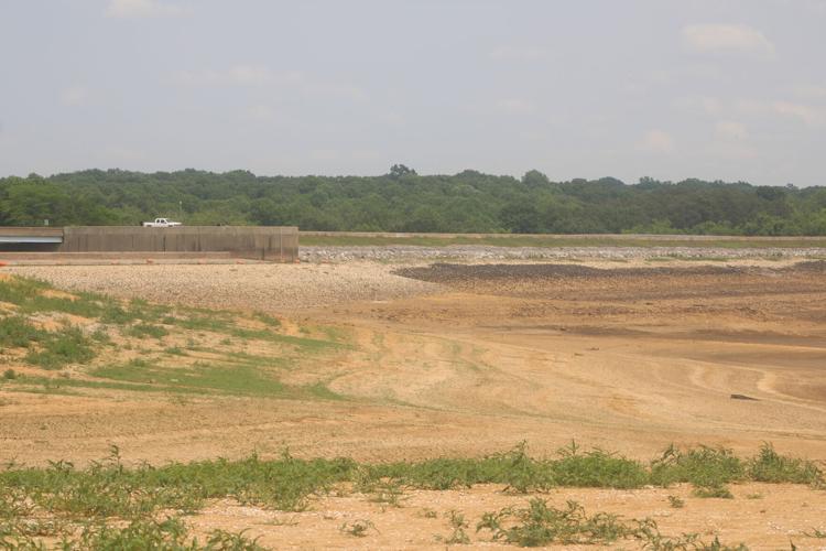 Refuge provides update on Little Grassy Lake drawdown | People ...