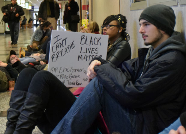 'Die-ins the new sit-ins of civil disobedience' | SIU | thesouthern.com