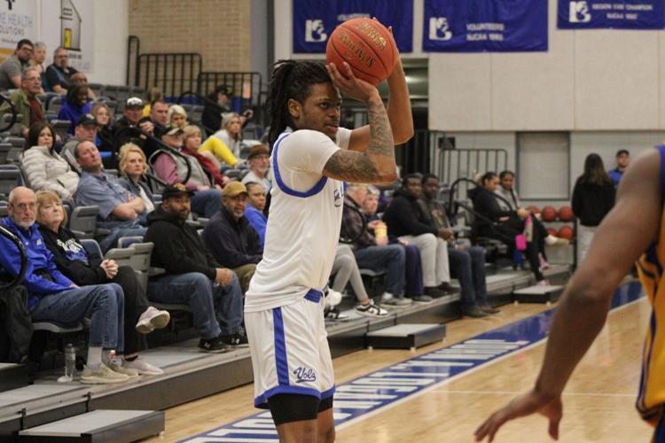 Horton’s big day lifts Logan women over Vincennes | Latest Headlines ...