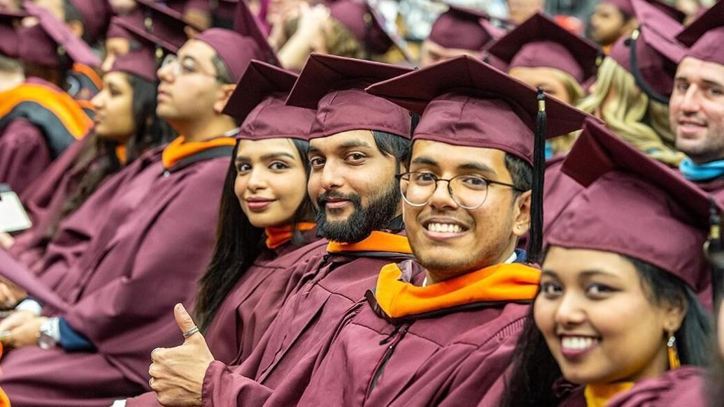 SIU Carbondale to honor about 1,550 grads at fall 2025 commencement ...
