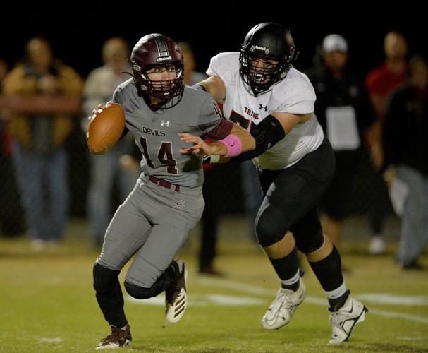 Prep Football | Johnston City defeats Sesser-Valier to remain ...