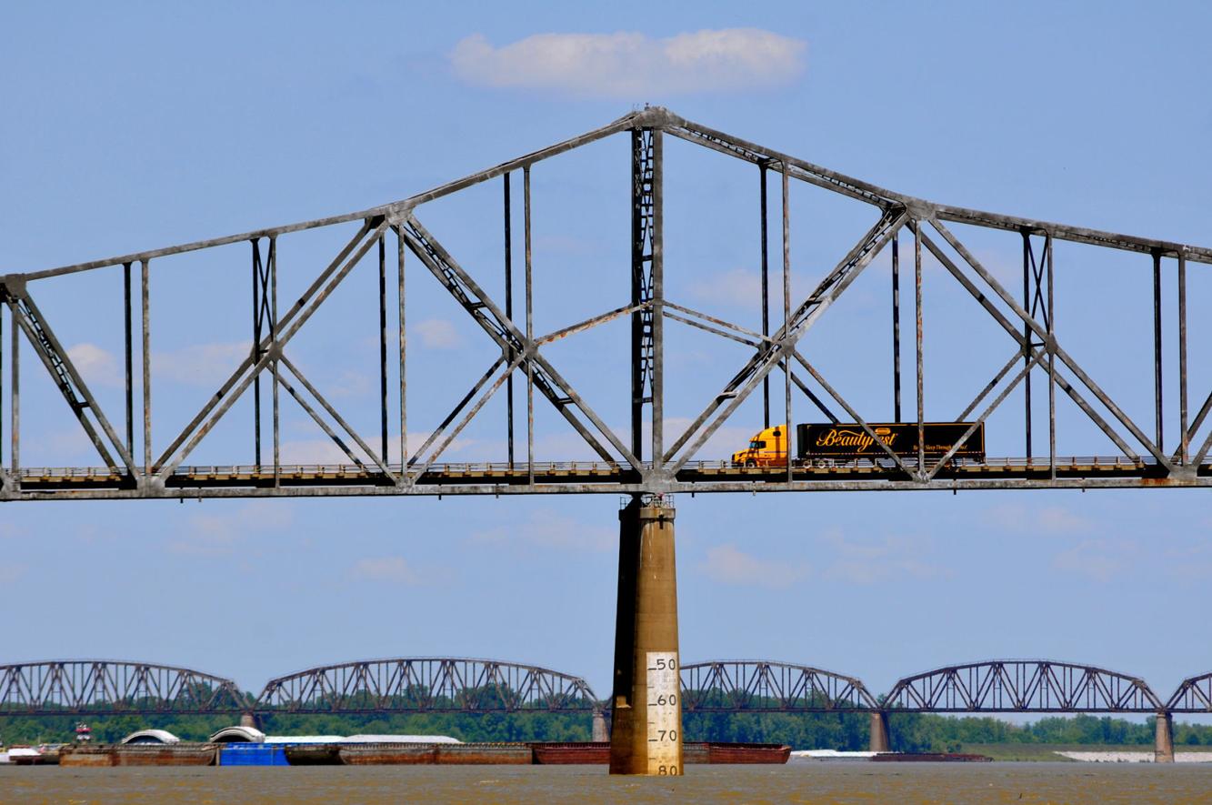 Cairo bridge closes due to floodwaters in Kentucky | Local News ...