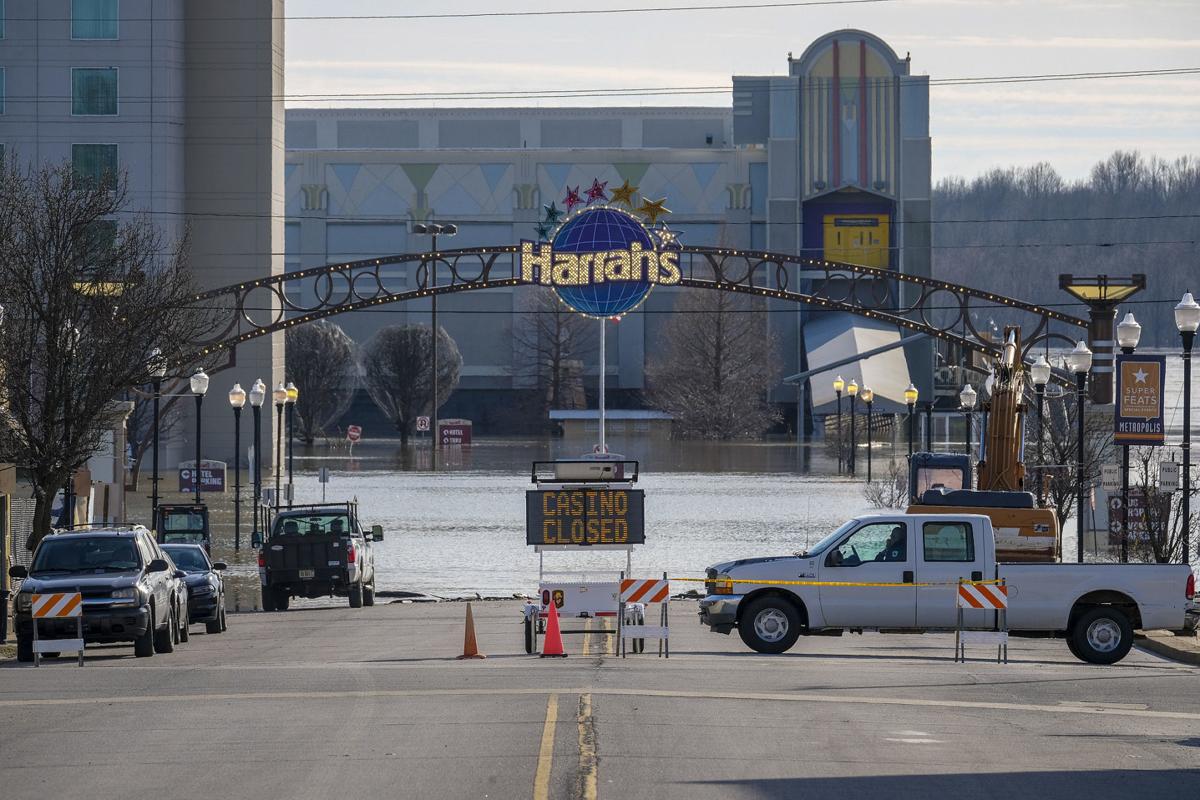 Harrah's Metropolis Casino to reopen Tuesday as Ohio River floodwaters ...