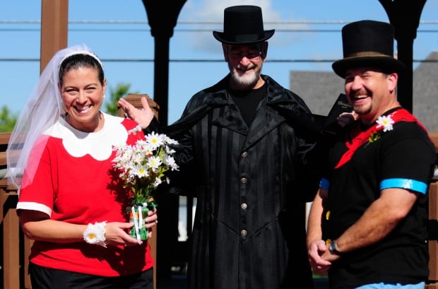 Popeye, Olive Oyl get hitched! | Local News | thesouthern.com
