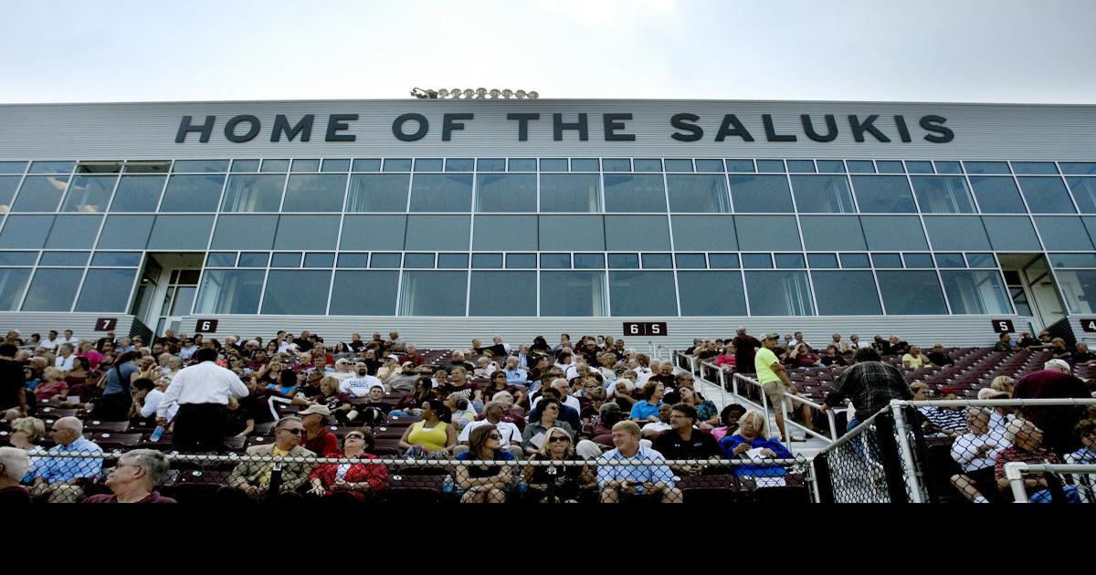 SIU pushing legislation that would allow alcohol sales at sporting ...