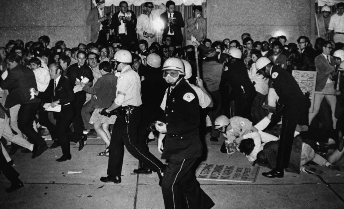 On this day in 1968, protesters fought Chicago police, guardsmen ...