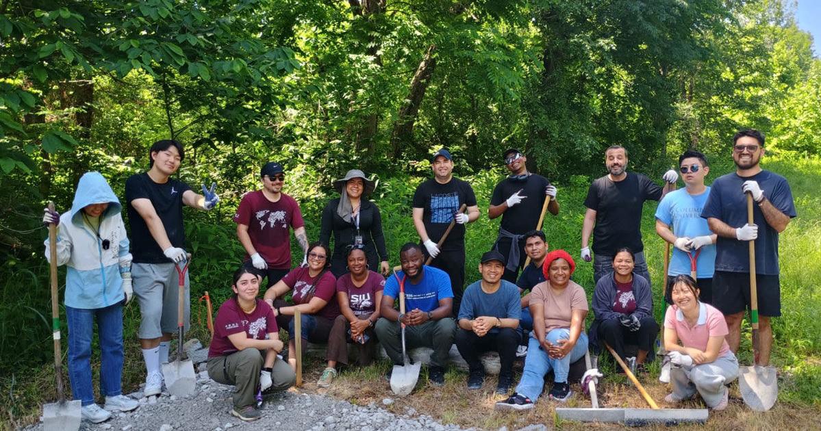 SIU CESL students connect with community through volunteerism | Latest ...