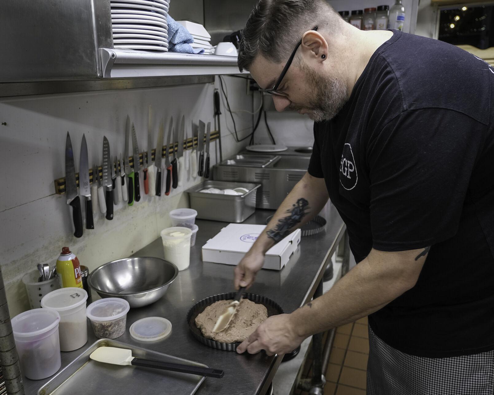 Eats of the Week | Big Guy Pie in Carterville satisfies the sweet tooth ...