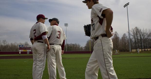 Saluki baseball signs 6 players for 2017 season | College Sports ...