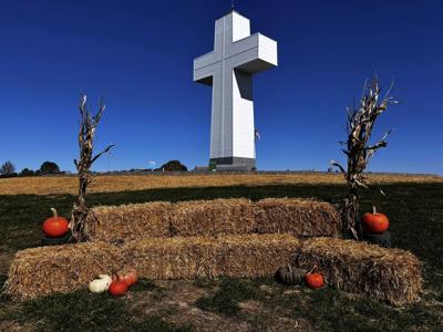 Fall Colors at the Cross: Family fun in Alto Pass this weekend ...