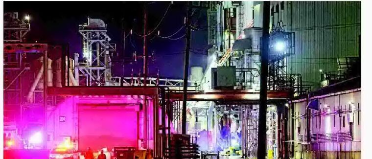 Explosion at soybean plant injures eight