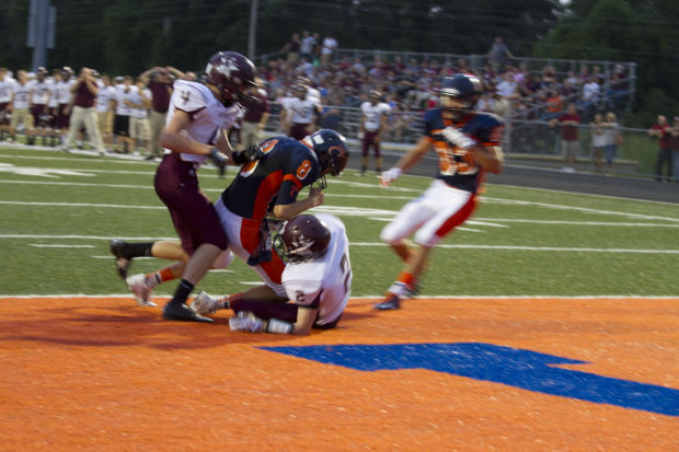 Hicks proves a quick learner in QB debut | Carterville | thesouthern.com