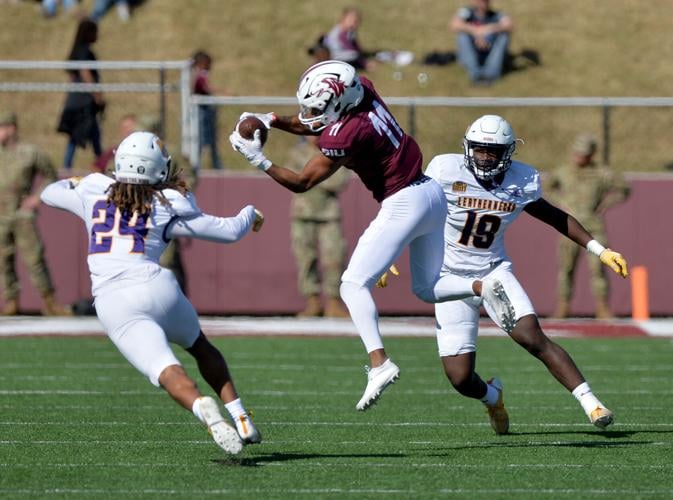 SIU Football | Salukis cruise over Western Illinois, Baker sets record ...