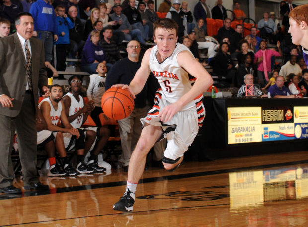 Harrisburg hangs on for win over Herrin