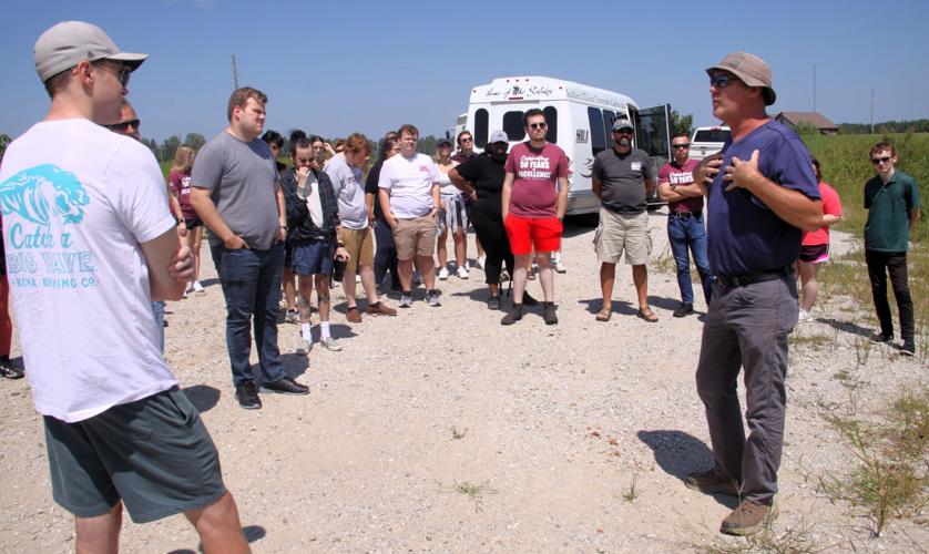Outdoors | SIU property class has lesson on Horseshoe Lake | Outdoors ...