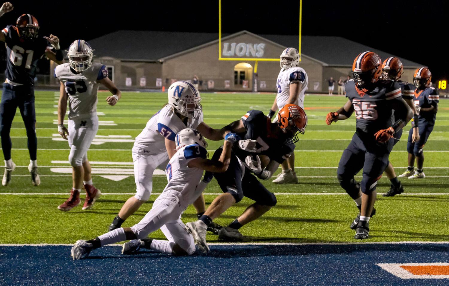 Prep Football | Wakey leads Carterville past Nashville | High School ...